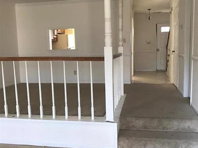 216 Weller BLVD
