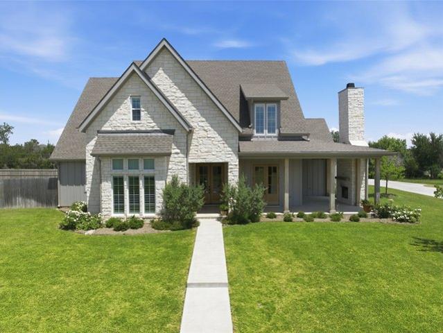 216 Wycliff Dr, China Spring, TX 76633