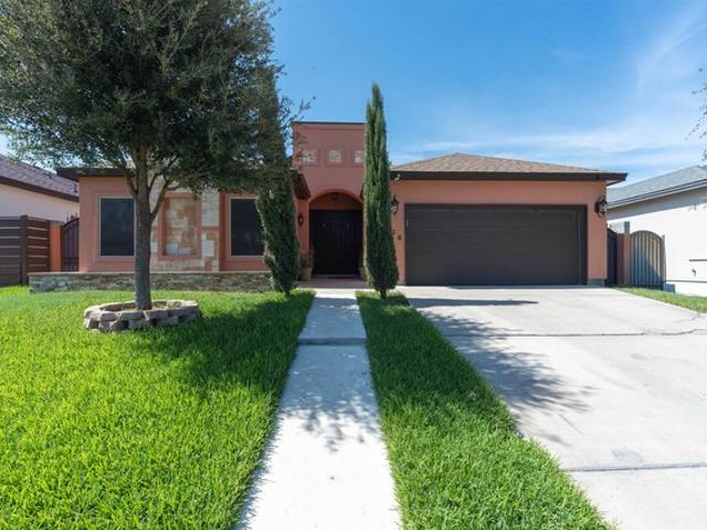 216 Twin Oak Dr, Laredo, TX 78045