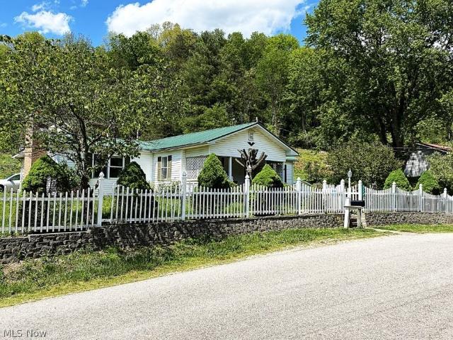 2174 Middle Fork Road