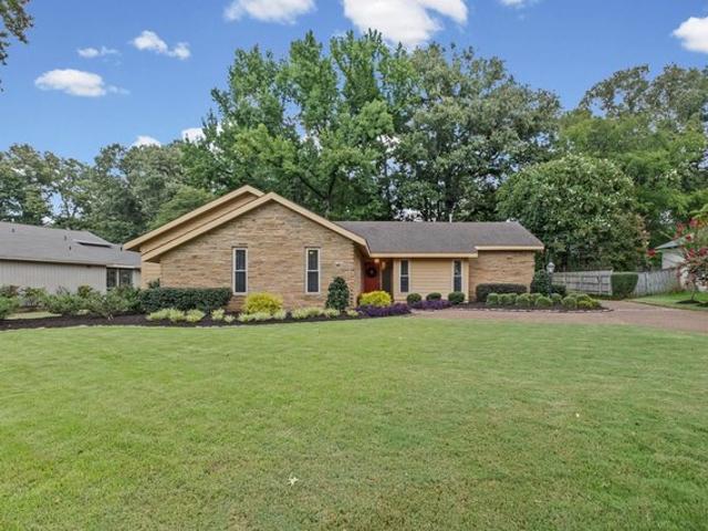 2174 Montego Dr, Memphis, TN 38016