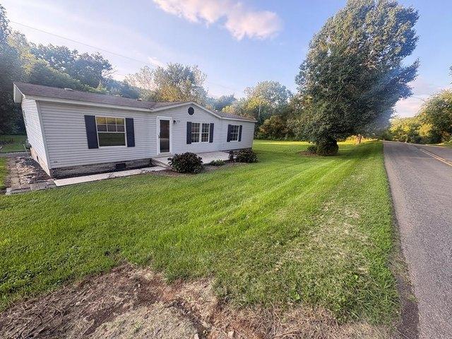 2174 Castleton Rd, Max Meadows, VA 24360