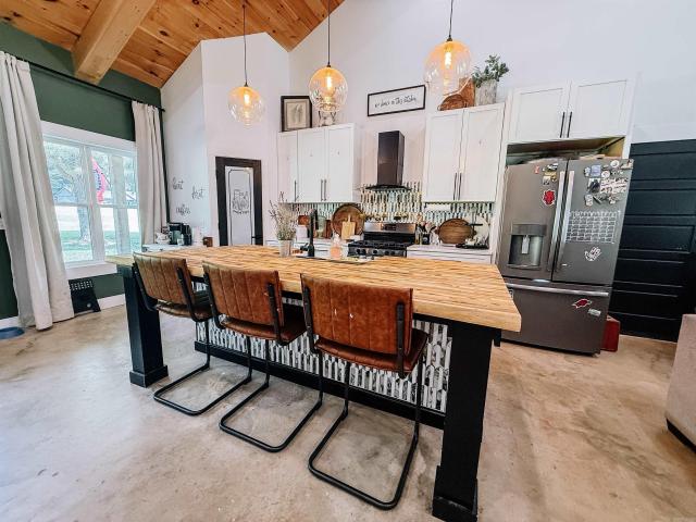 2174 Highway 163