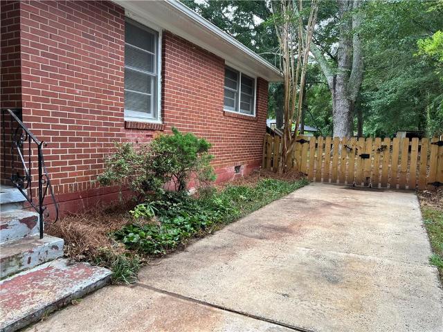 2174 Trailwood Drive SE