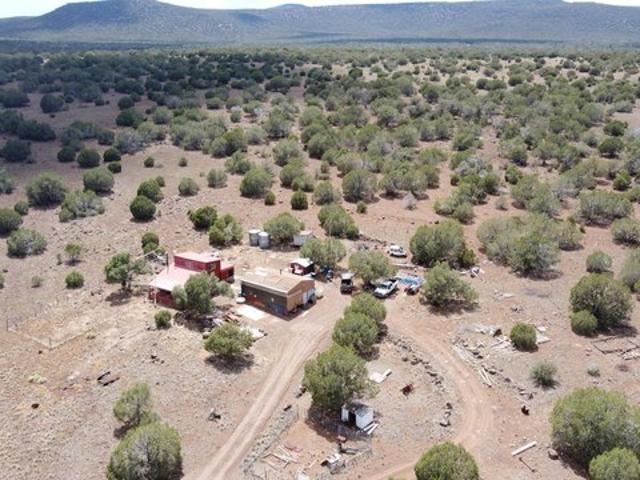 21750 Ranch Rd, Seligman, AZ 86337