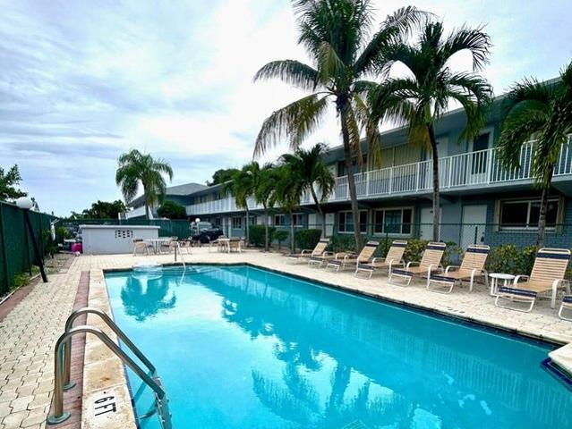 2175 NE 56th St Apt 209, Fort Lauderdale, FL 33308