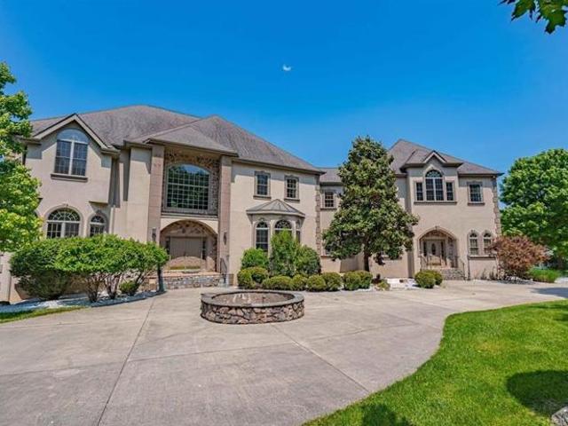 2175 Augusta Dr, Upper Saucon Township, PA 18034