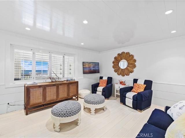 2175 S Coast 13