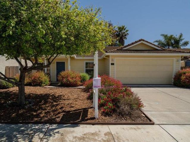 2175 Teakwood Ct, Hollister, CA 95023