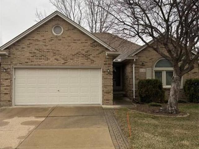 21767 Sunset Dr Unit 25, Macomb Township, MI 48044