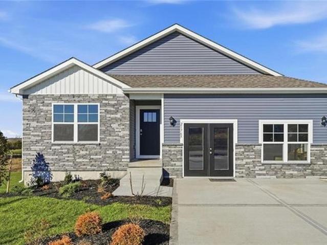 21765 S Madison St, Spring Hill, KS 66083