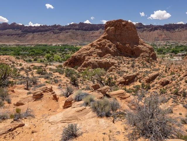 2176 Navajo Hts Unit 3, Moab, UT 84532