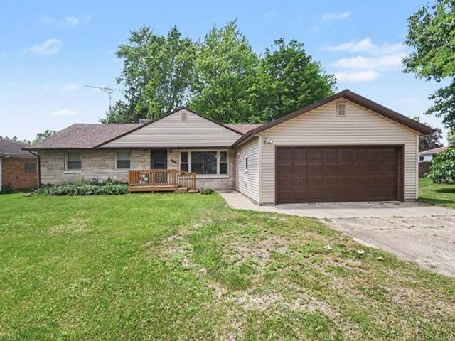 2176 Truman Dr, Benton Harbor, MI 49022