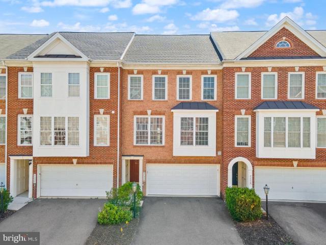 21776 Ladyslipper Square