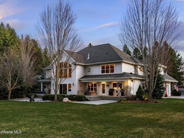 2177 E Totten Ln, Dalton Gardens, ID 83815