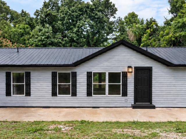 2177 Highway 76