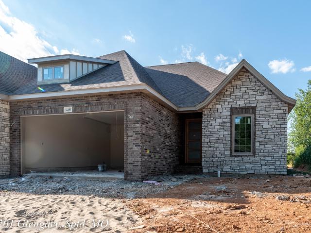 2177 W Glengary Court