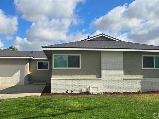 2177 W Midwood Ln, Anaheim, CA 92804 | MLS #OC26080 | Compass