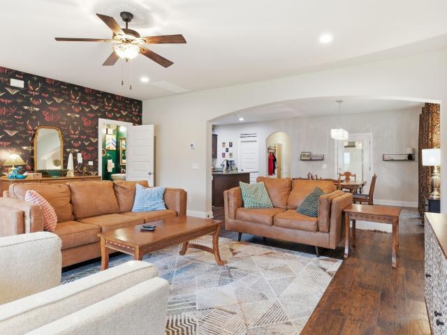 2178 Cason Ln