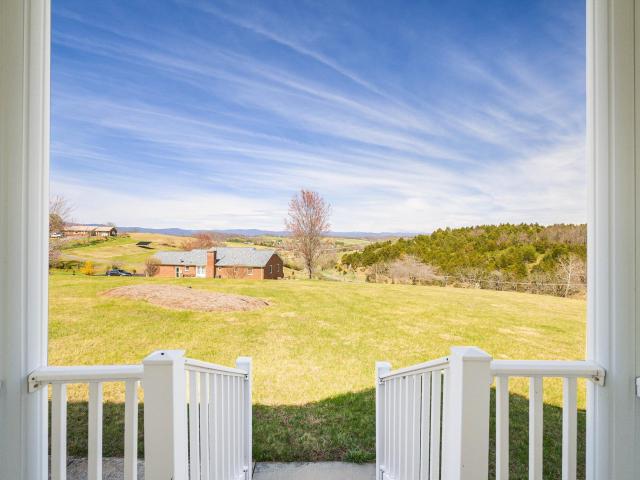 2178 Churchville Ave, Staunton, VA 24401 | MLS #674956 | Compass
