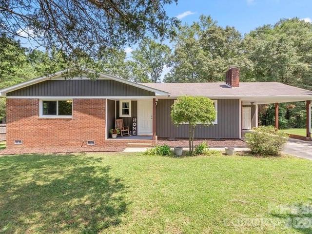 2179 Green Peach Rd, Lancaster, SC 29720