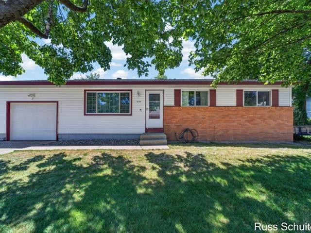 2179 Lincoln Park Dr, Norton Shores, MI 49441