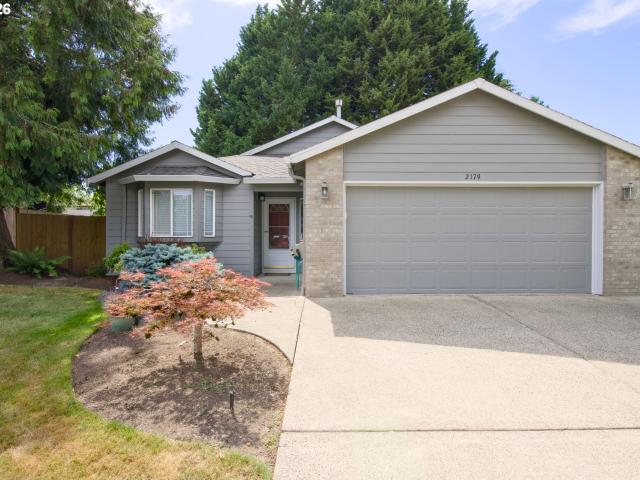2179 se glendale ct