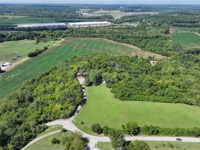 21708 E Eureka Rd, Independence, MO 64057 | MLS #2572