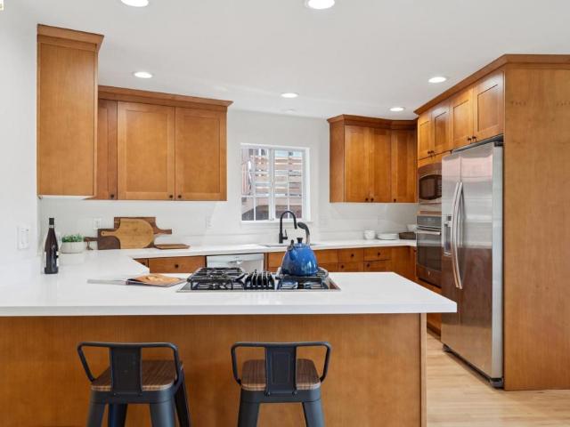 2170 Arrowhead Dr