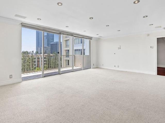2170 Century Park E 1007