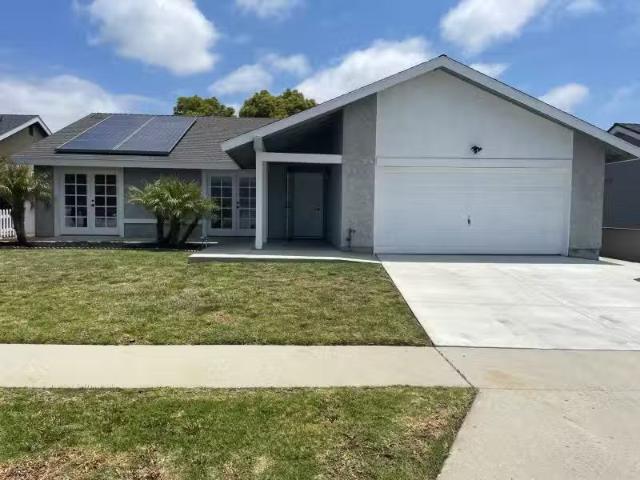 2170 Ermine Ave, Ventura, CA 93003