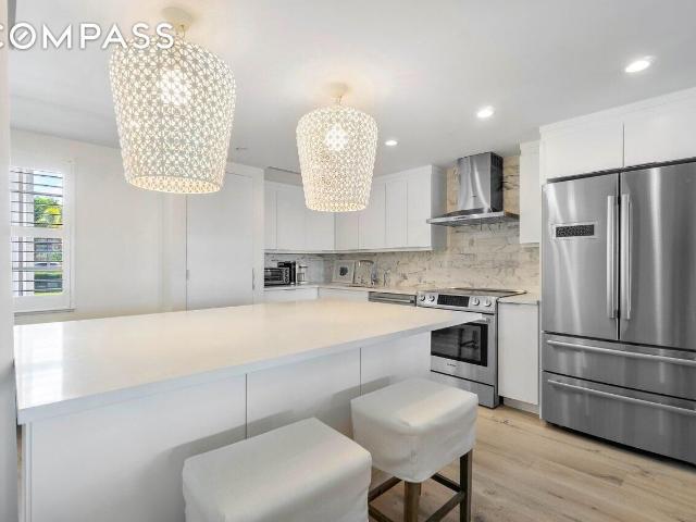 2170 Ibis Isle Rd 3, Palm Beach, FL