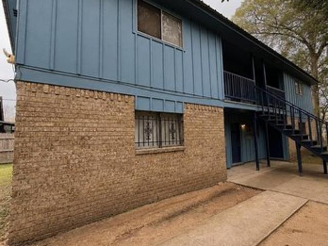 2170 South St, Beaumont, TX 77701