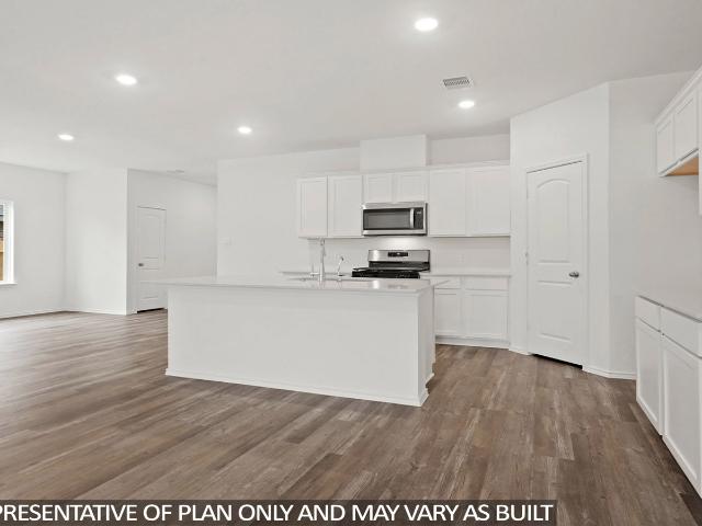 21711 Piazza Maggiore Lane
