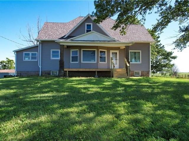 21718 th St, Graham, MO 64455