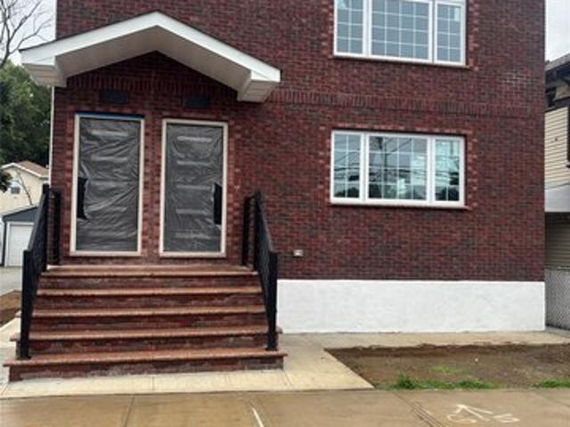 21719 th Ave, Springfield Gardens, NY 11413