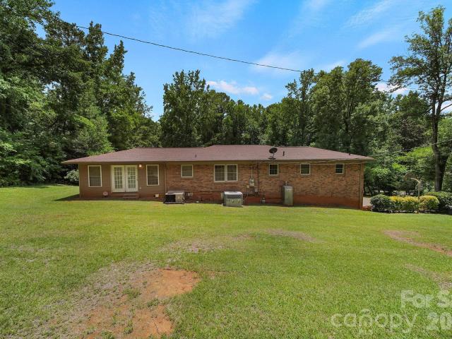 2171 Emma Circle