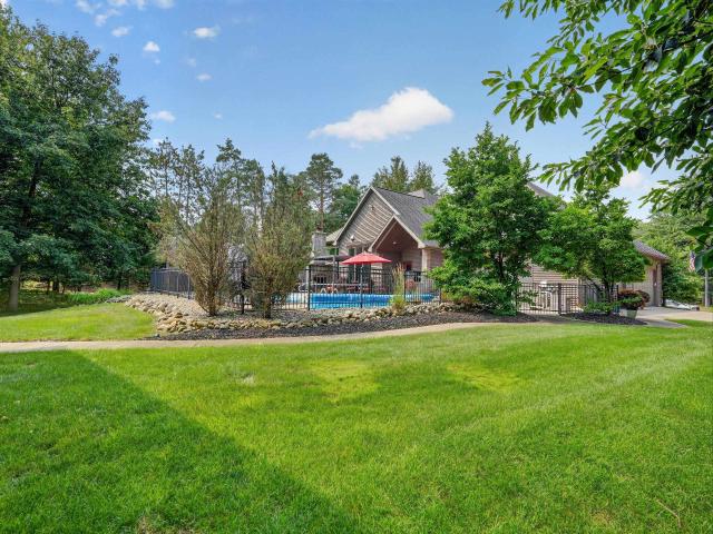 2172 N Rolling Ridge Drive
