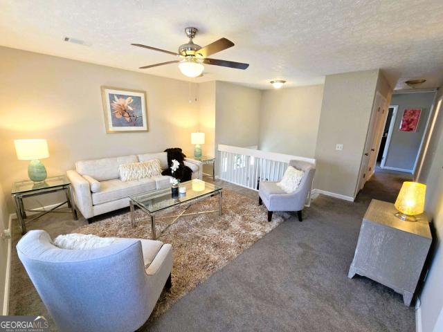 2172 Nancy Way