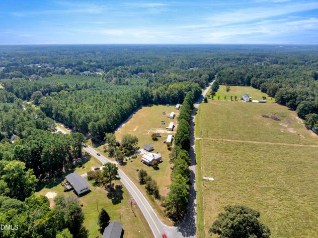 2172 Amelia Church Road