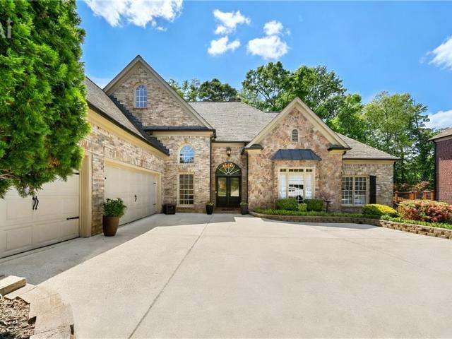 2172 Floral Ridge Dr, Dacula, GA 30019 | MLS #7754 | Compass