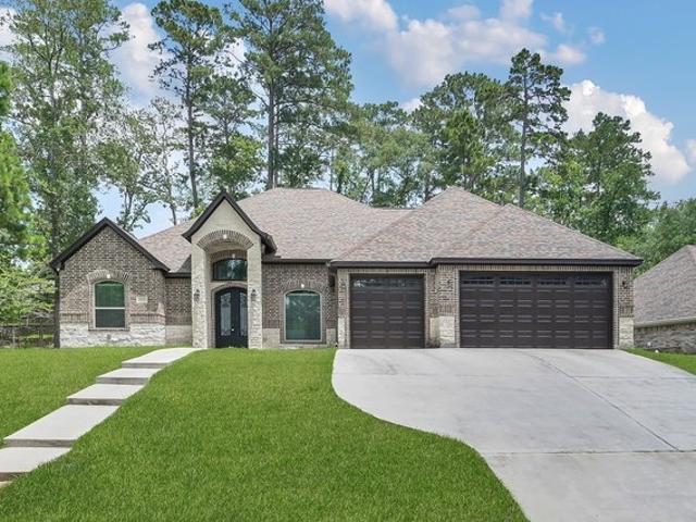 2172 Greentree Dr, Huntsville, TX 77340