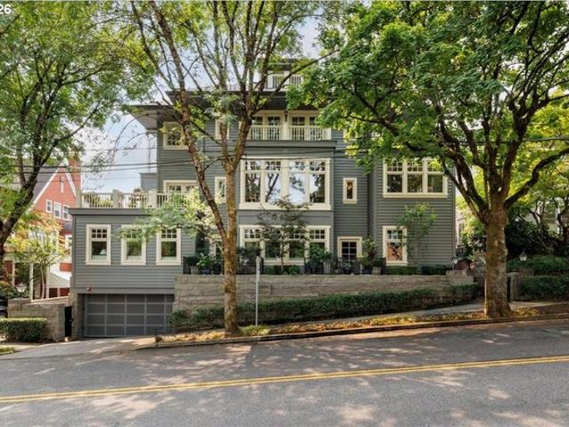 2172 SW Park Pl Unit C, Portland, OR 97205