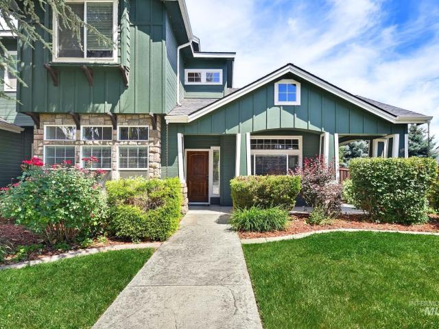 2172 W Cedar Grove