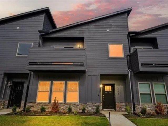 2172 W Million Ln, Fayetteville, AR 72704