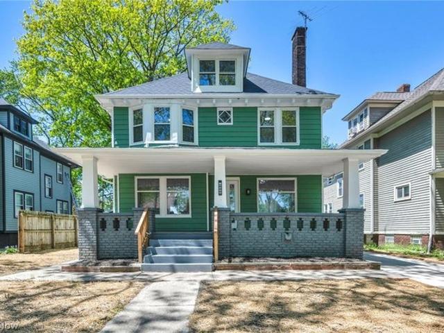 2172 West Blvd, Cleveland, OH 44102