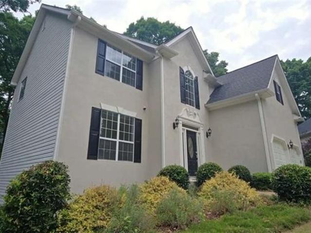 2172 Woodbriar Dr, Buford, GA 30518