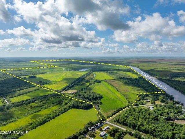 21737 Keno Rd, Abbeville, LA 70510