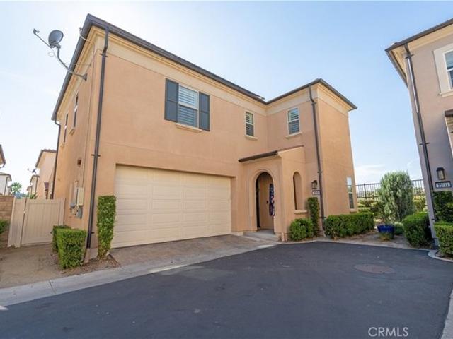 21737 Propello Dr, Santa Clarita, CA 91350