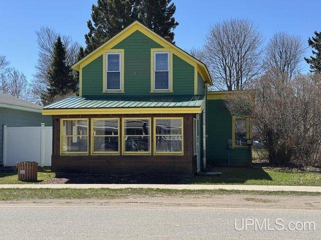 21739 E Brazel St, Grand Marais, MI 49839